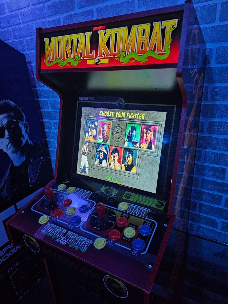 Arcade – PIXELPLAY ARCADE & CAFE